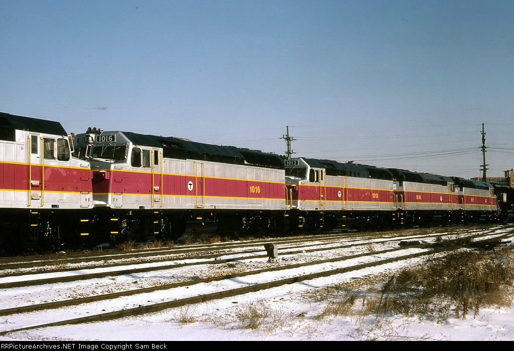 MBTA 1016, 1013, 1014, and 1017